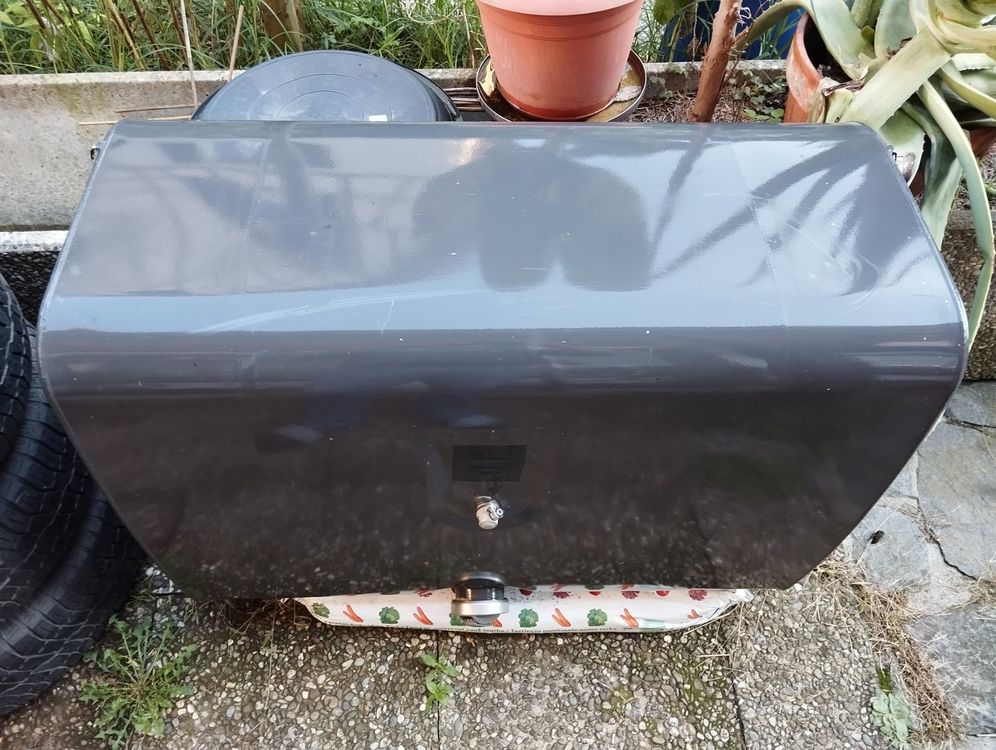 Scania Dieseltank Prepper Tank (Gebraucht) in Schlatt TG für CHF 2 ...