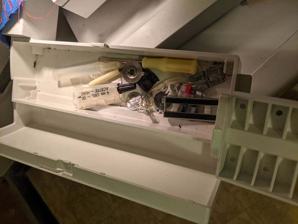 Machine à coudre Pfaff Tiptronic 6232 (Gebraucht) in Neuchâtel für CHF ...