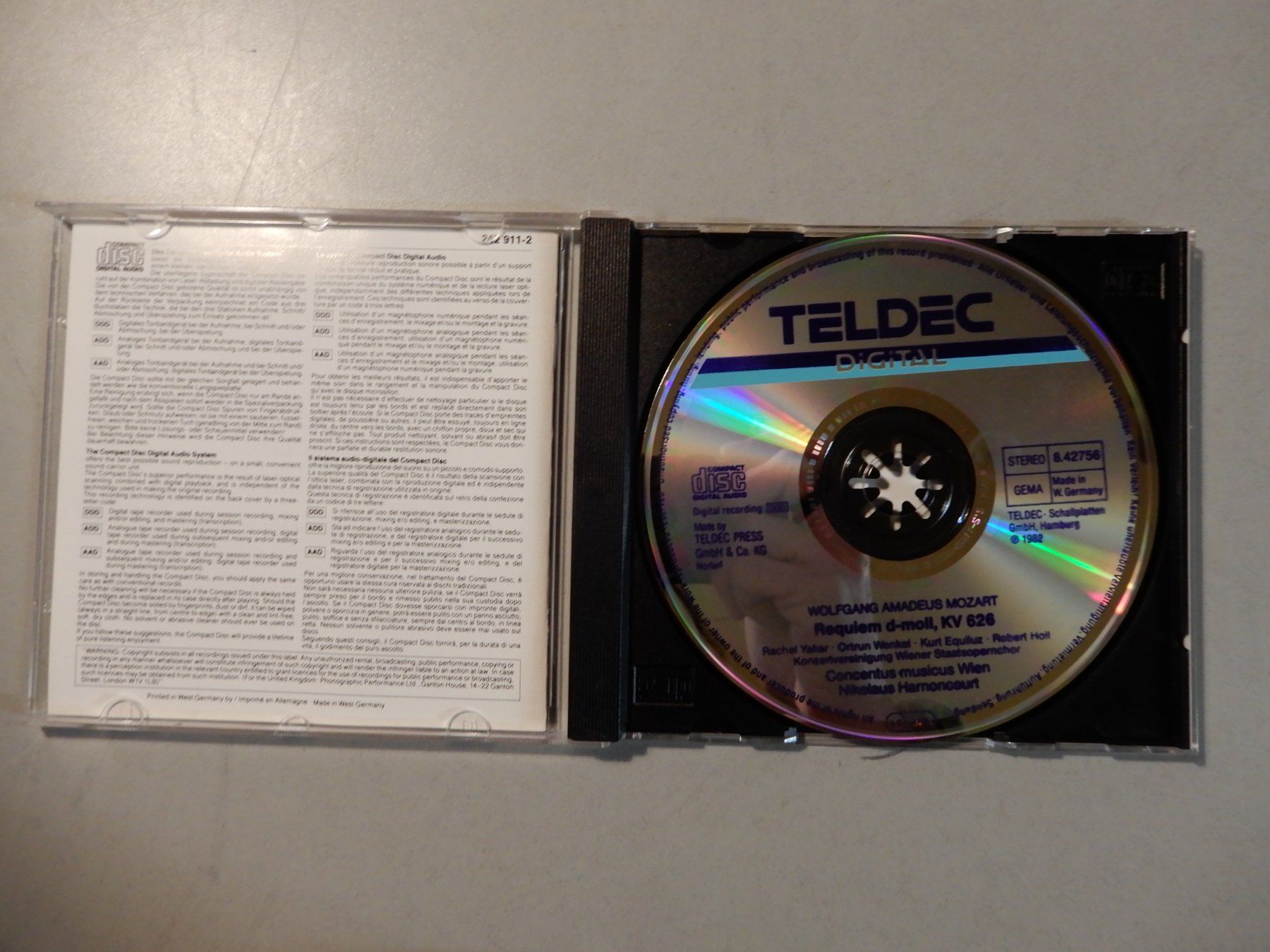 Mozart Requiem, Harnoncourt Dirigent, CD Teldec, Top! (Gebraucht) in ...