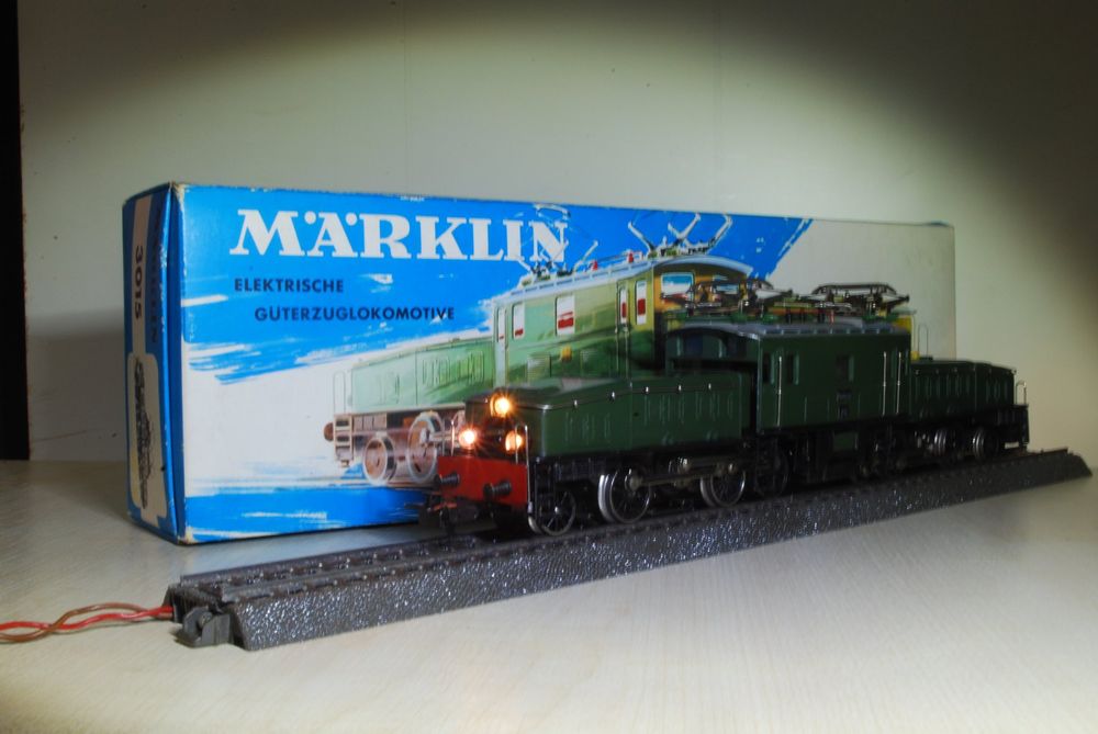 Märklin 3015 SBB / CFF Krokodillok ESU MFX V5 Digital (Neu (gemäss ...