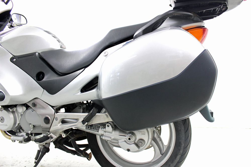 Honda NT650V (Gebraucht) in Winterthur für CHF 1055 – nur Abholung auf ...