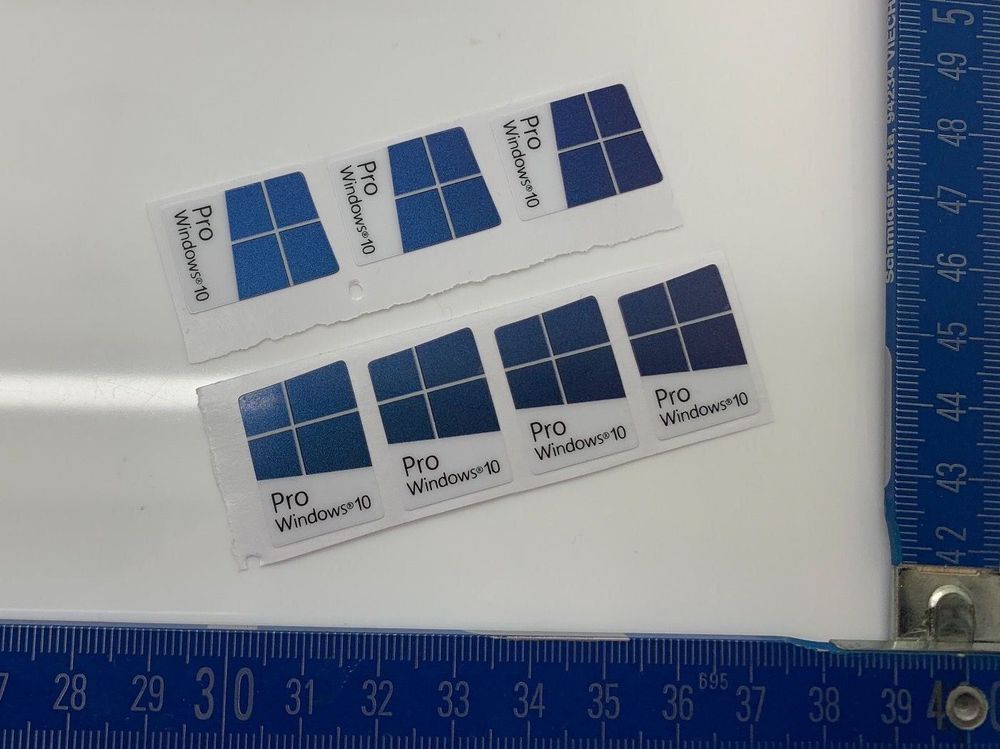 WINDOWS® 10™ PRO™ AUFKLEBER ¦ STICKER (Neu und originalverpackt) in ...
