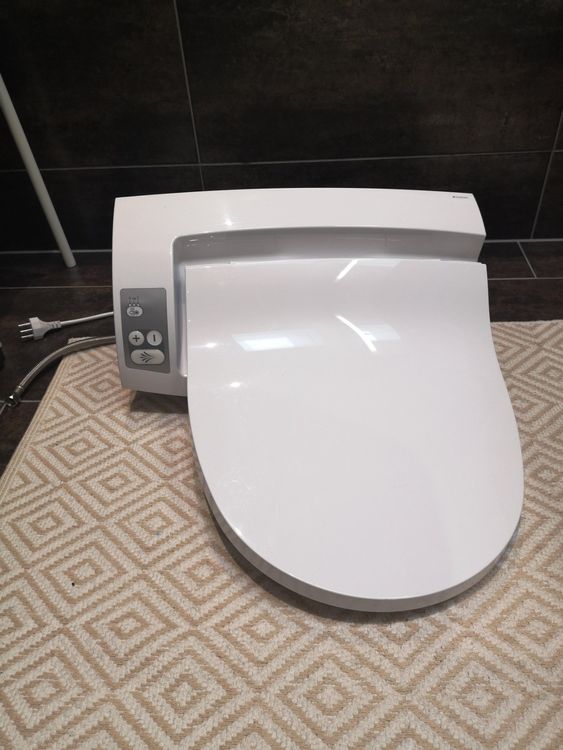 Geberit Aquaclean 5000plus Dusch-WC (Gebraucht) in Hochdorf für CHF 227 ...