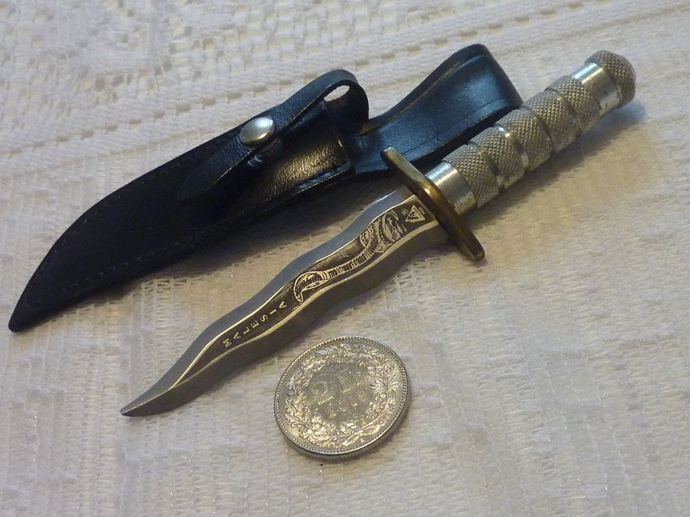 Miniatur kleinst Überlebensmesser-li MALESIA Spieler Messer (Gebraucht ...