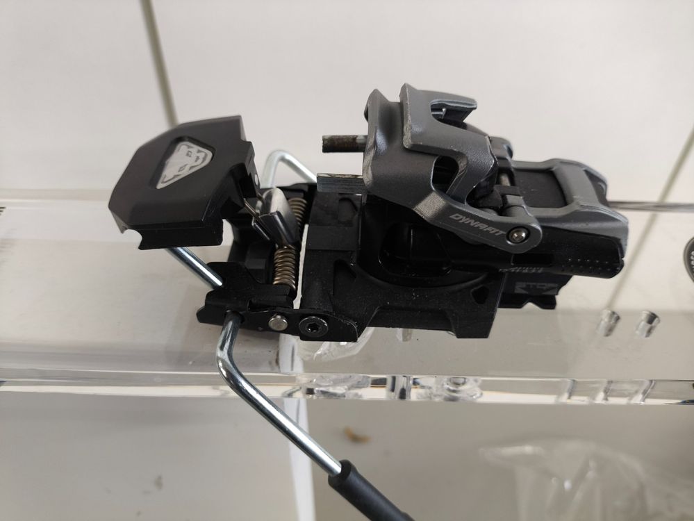 Dynafit Skitourenbindung - Top Zustand für Winter Saison! (Gebraucht ...