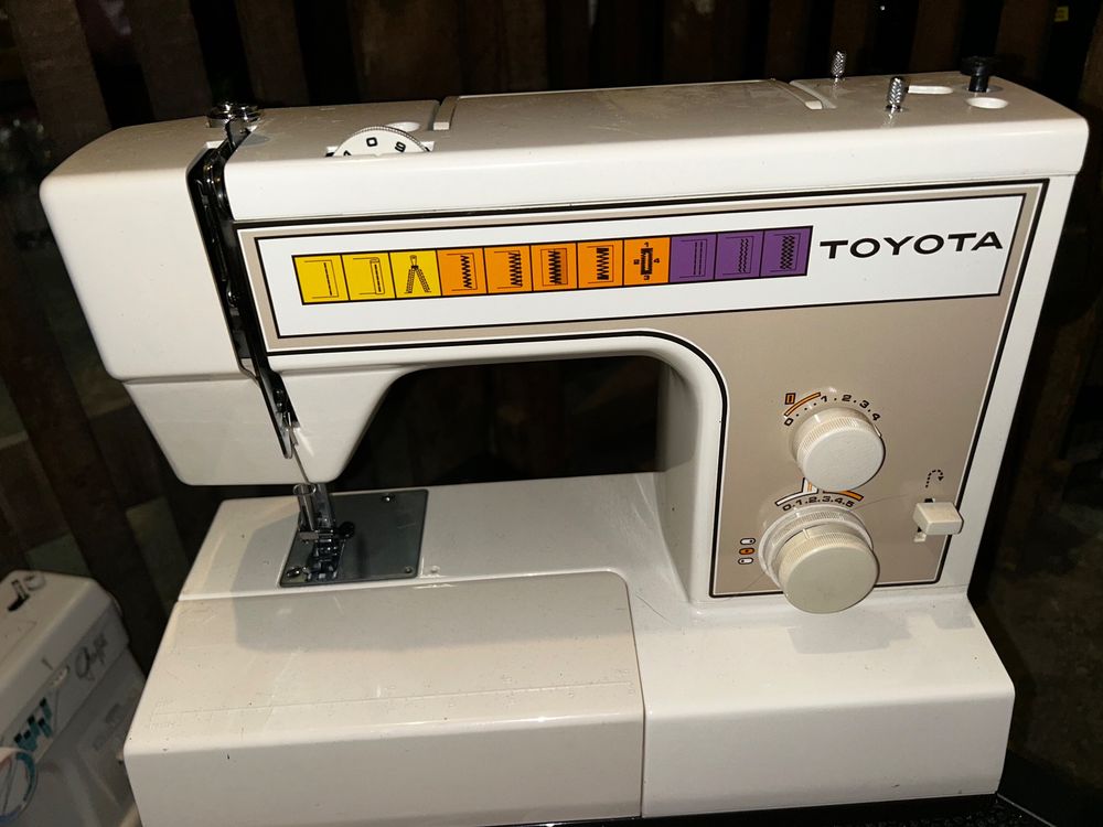 TOYOTA Model 2200 Nähmaschine 1 fr. (Gebraucht) in Winterthur für CHF 1 ...