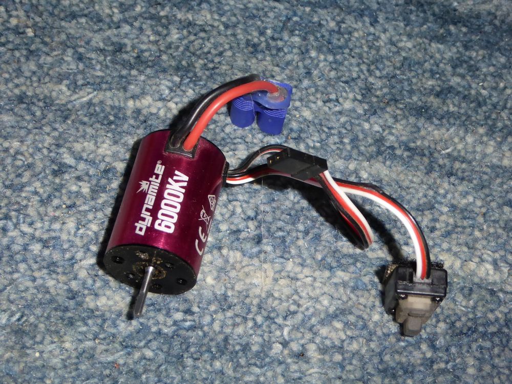 Losi Dynamite 6000 kV Brushless Motor + ESC Combo für Mini-T | Kaufen ...