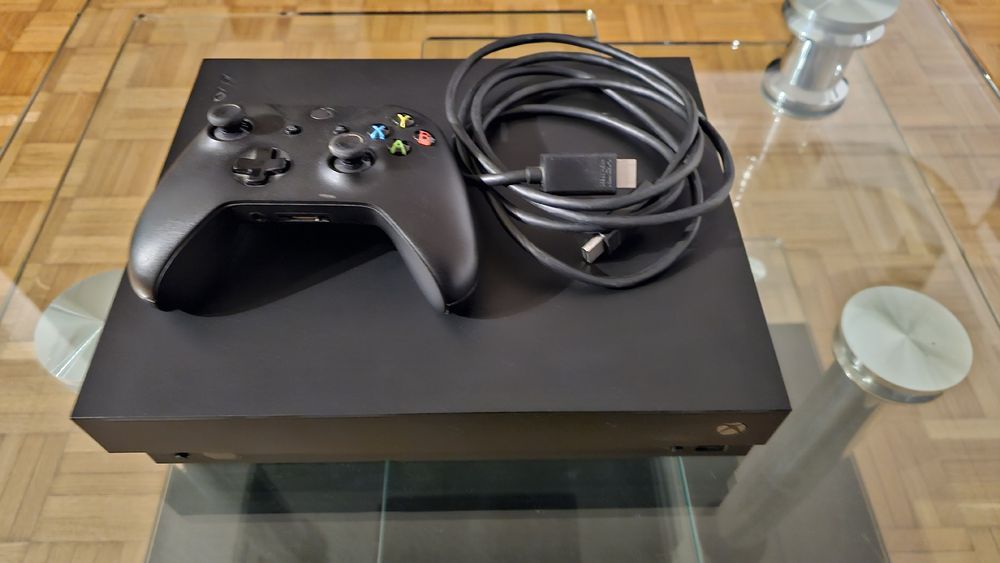 Xbox One X gekauft 2017 (Gebraucht) in Neuenegg für CHF 92 – mit ...