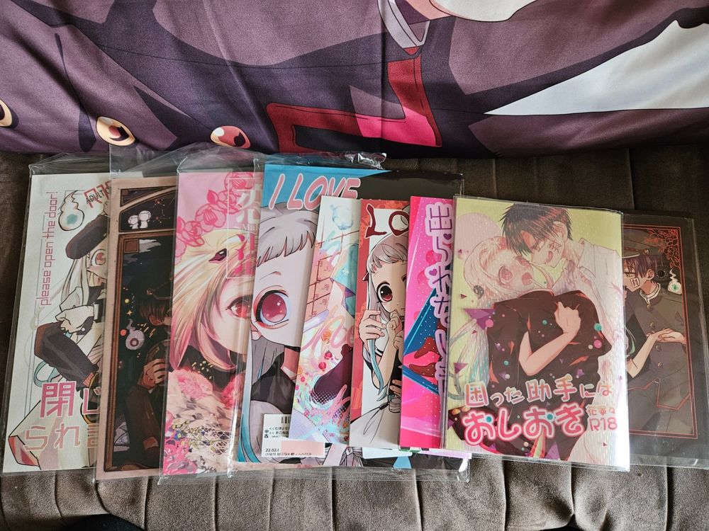 Hanako Doujinshi 18+ Bundle + Fanbooks (Neu (gemäss Beschreibung)) in Winterthur für CHF 50 ...