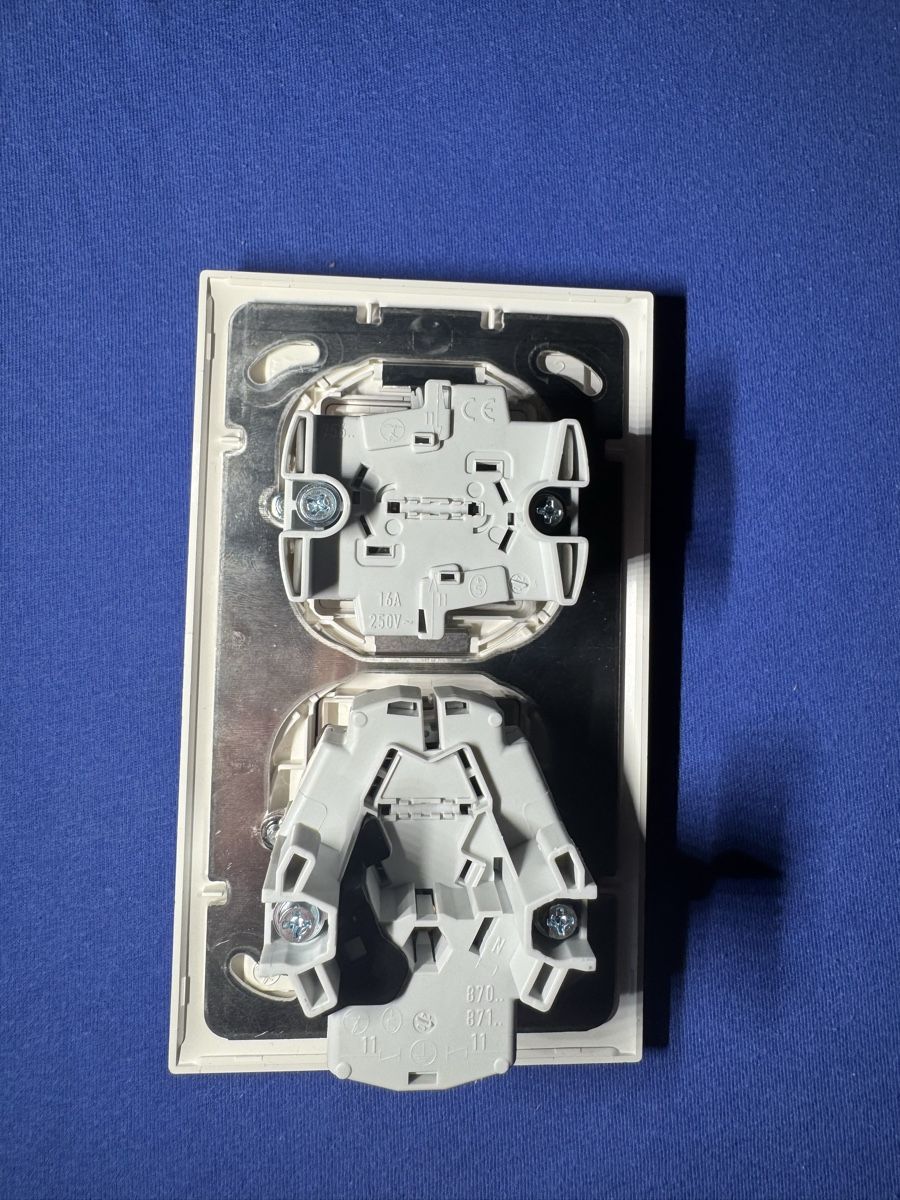 Feller EDIZIOdue Gr 1-1 Sch3 Sch3+T13 ,Neu (Neu (gemäss Beschreibung ...