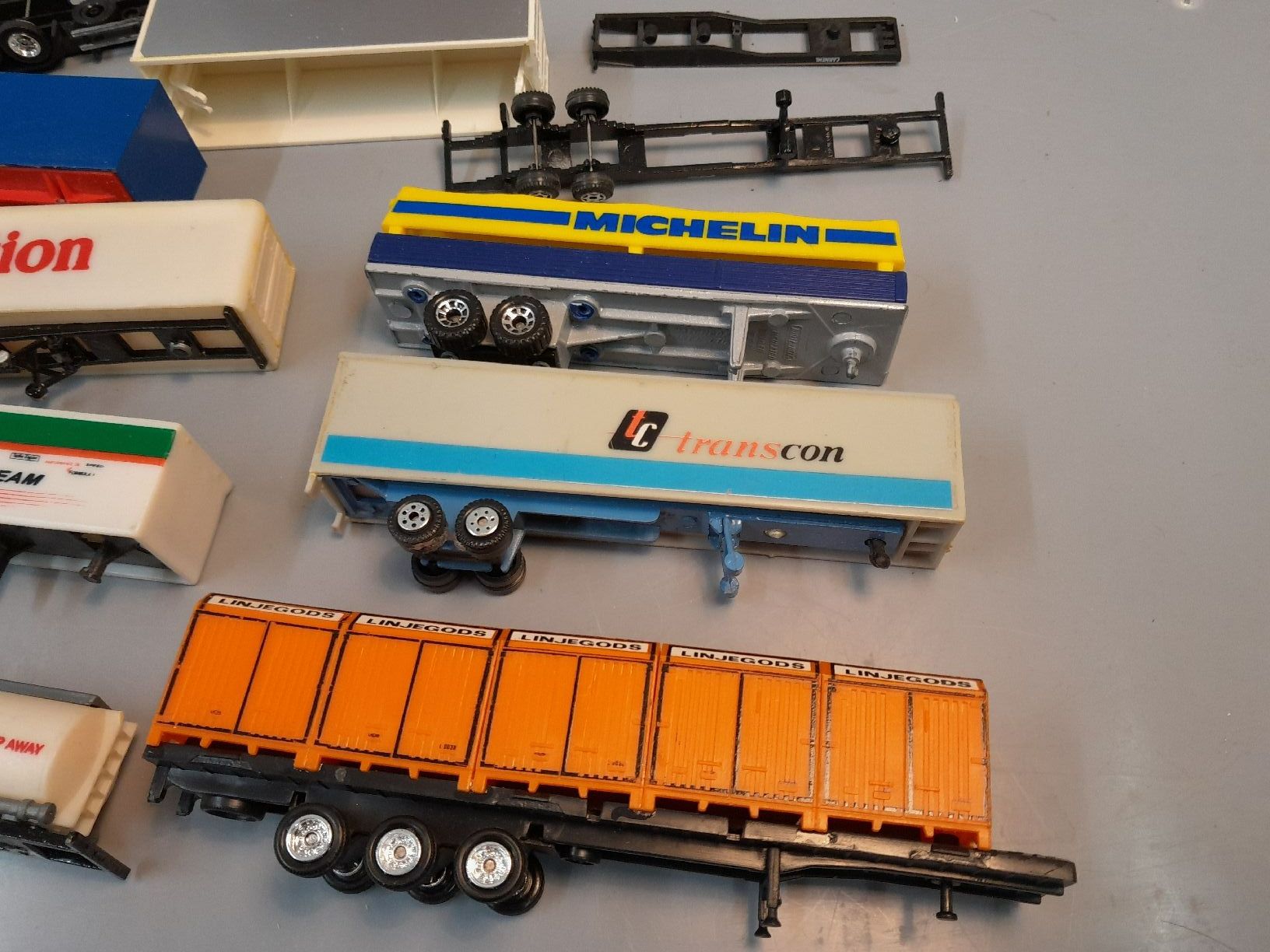 Modellauto Auflieger ec. Für Bastler oder Ersatzteile (Defekt) in ...