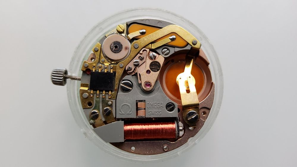 Mouvement Omega Calibre 1310 (Defekt) in für CHF 86 – mit Lieferung auf ...
