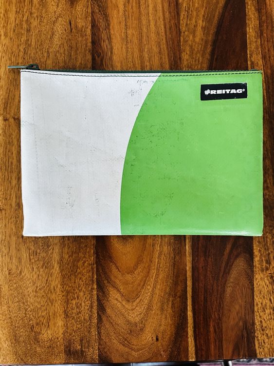 Freitag Pouch F07 Chuck (Gebraucht) in für CHF 20 – mit Lieferung auf ...