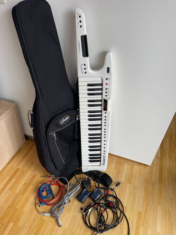 ROLAND AX-7 45-Key MIDI Keyboard (Gebraucht) in Zürich für CHF 315 ...