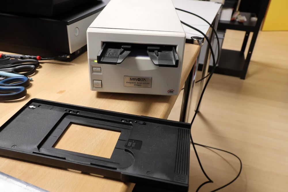 Minolta Dimage Scan Multi Pro Dia- und Negativscanner KB, MF (Defekt ...