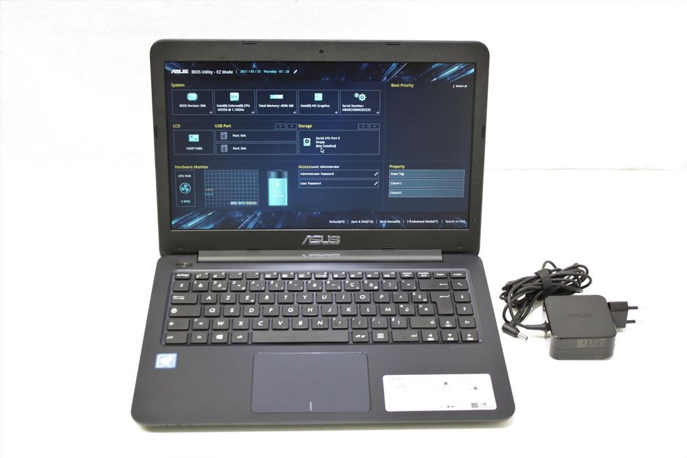 ASUS Notebook L402N (21032612) (Defekt) in Zürich für CHF 46 – mit ...