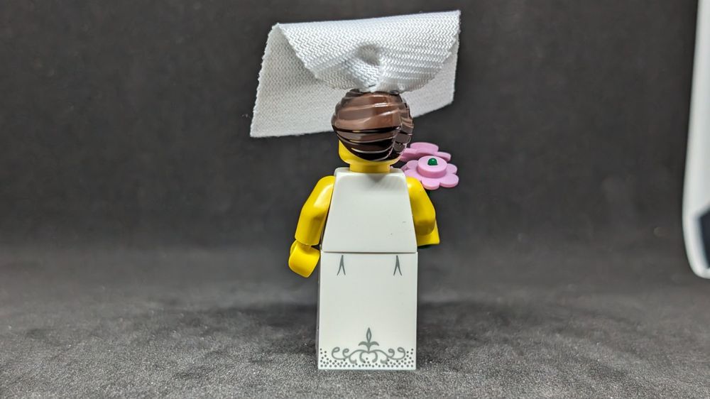 LEGO Minifigure - Bride, Series 7 (Gebraucht) in Adliswil für CHF 10 ...