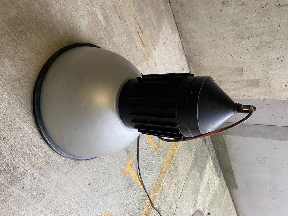 Industrie Lampe (Gebraucht) in Goldau für CHF 45 – nur Abholung auf ...