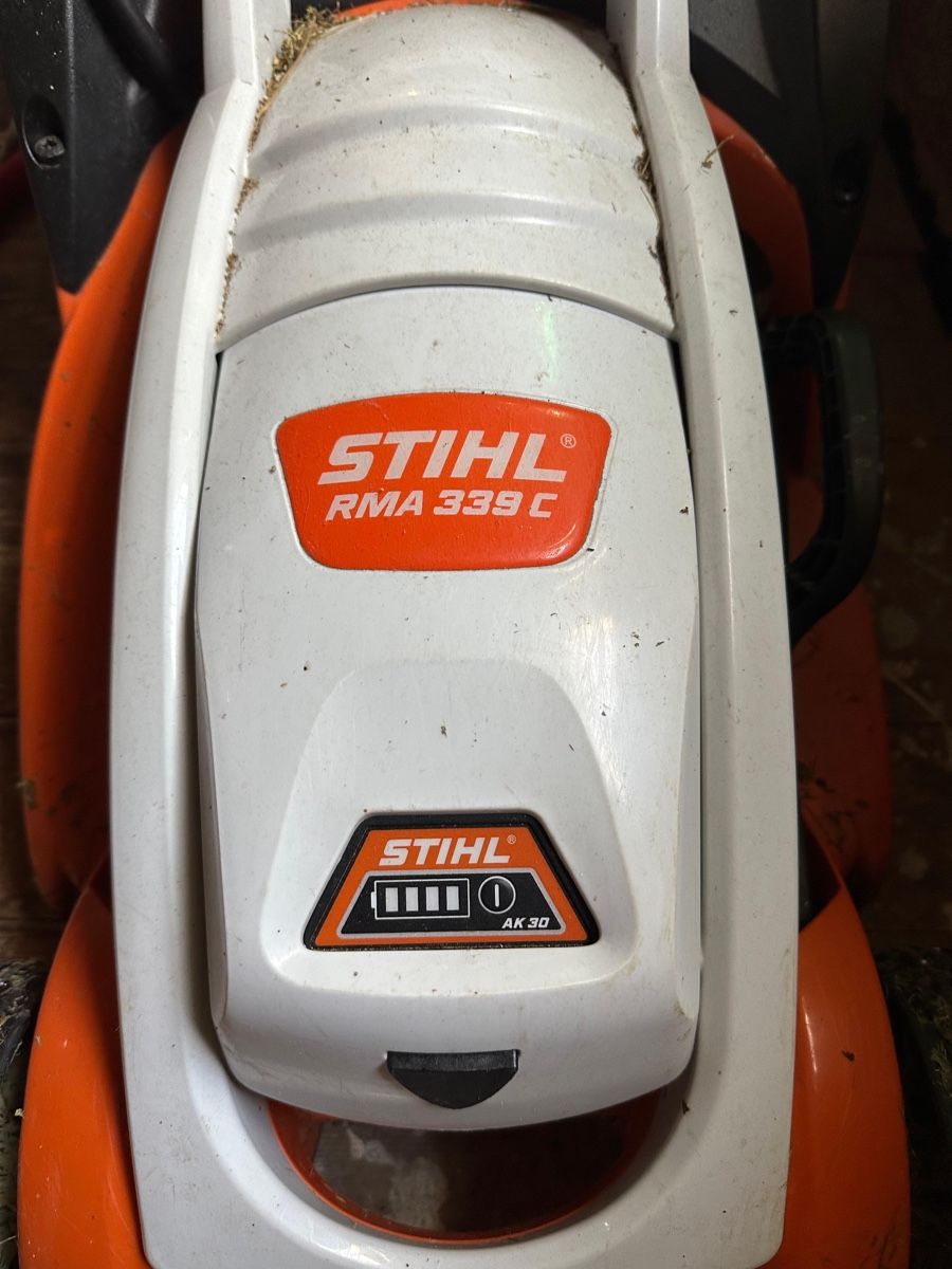 Rasenmäher Stihl RMA 339C (Gebraucht) in Uetikon am See für CHF 140 ...
