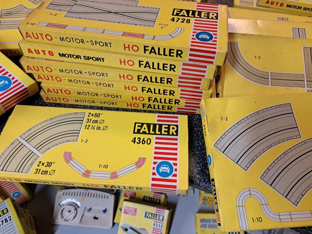 Modellbahn, riesiges Konvolut Faller Auto-Motor-Sport (Gebraucht) in ...