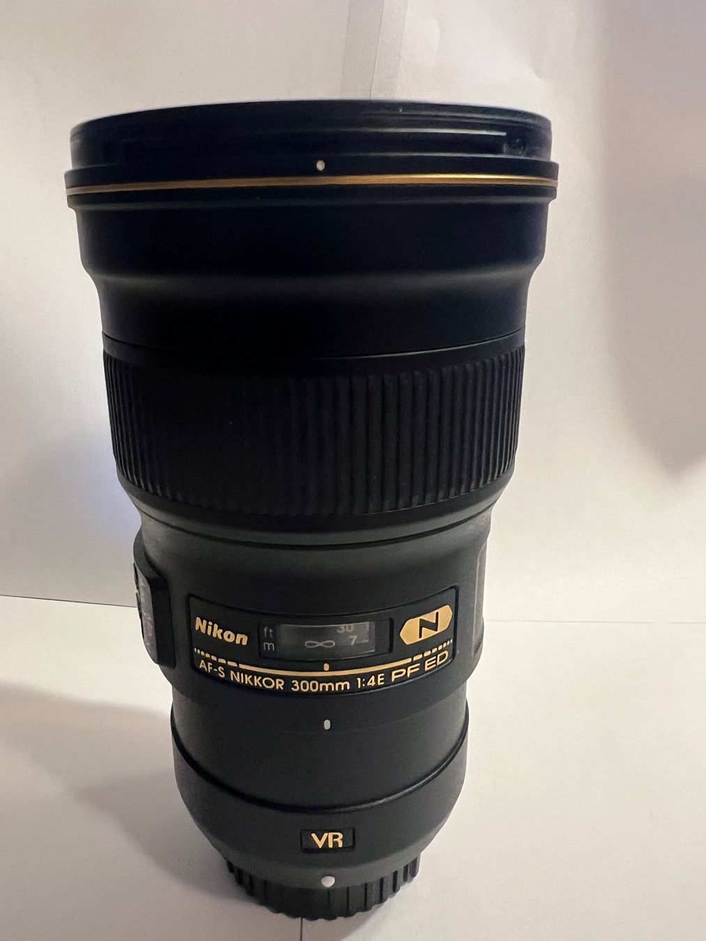 AF-S Nikkor 300mm f/4E PF ED VR (Neu (gemäss Beschreibung)) in Carouge ...