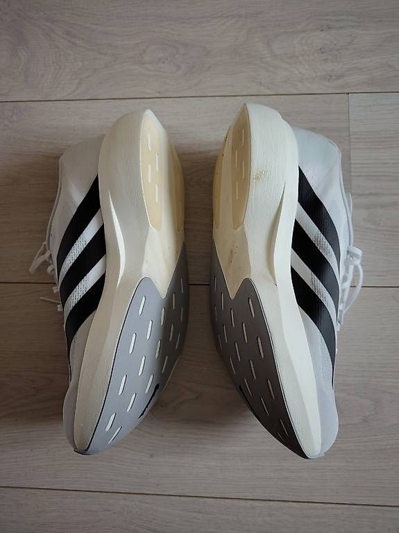 Adidas Adizero Evo SL, Gr. 44 2/3, top Zustand (Gebraucht) in Hergiswil ...
