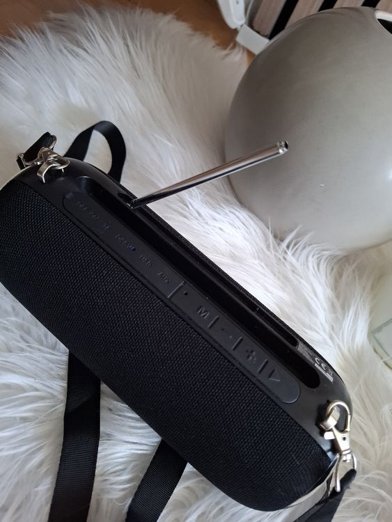 Top Bluetooth Lautsprecher mit Tragegurt - Super Sound! (Gebraucht) in ...