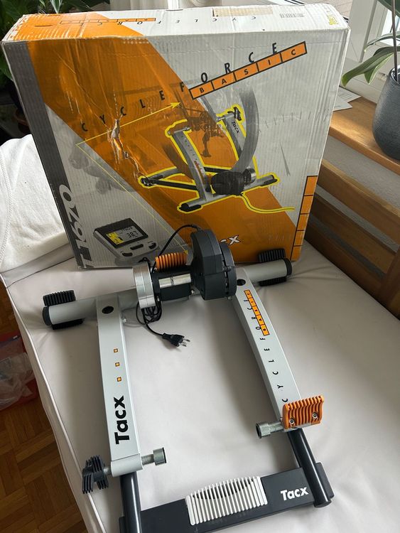 Tacx Cycleforce Basic Velo Rollentrainer / Hometrainer (Gebraucht) in ...