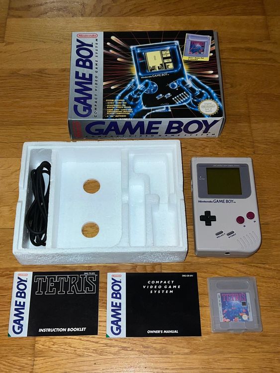 Nintendo Game Boy Classic (GB) Konsole Tetris Pak (OVP) (Gebraucht) in ...
