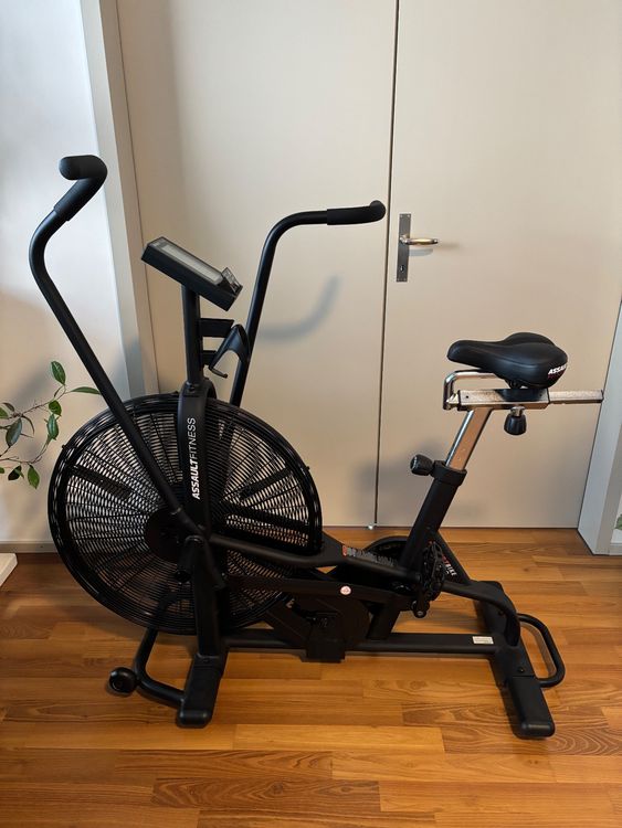 Assault Air Bike (Neu (gemäss Beschreibung)) in zürich für CHF 800 ...