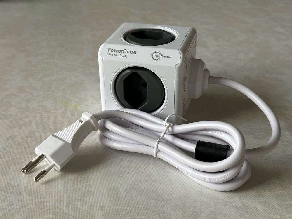 Power Cube 4 Steckdosen normal, 2 USB (Neu (gemäss Beschreibung)) in ...