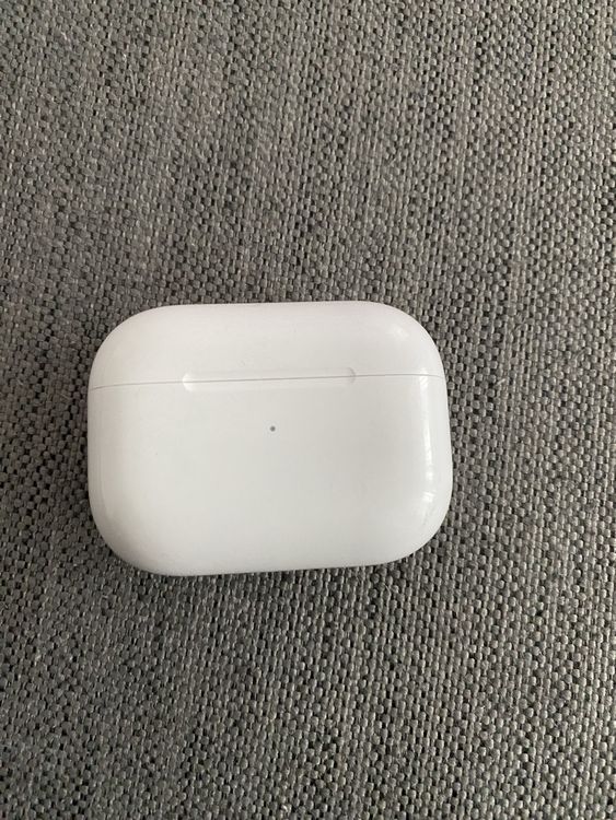 Orginal Apple AirPods Pro (Gebraucht) in Glattbrugg für CHF 65 – mit ...