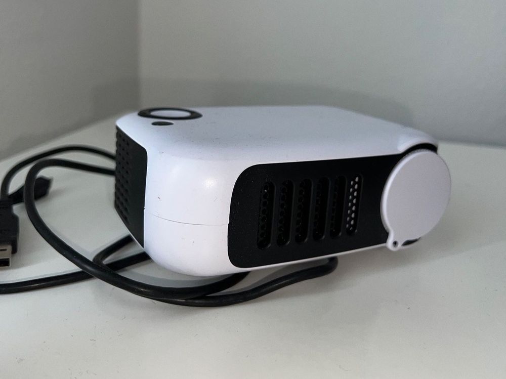 Mini Beamer | Kaufen auf Ricardo