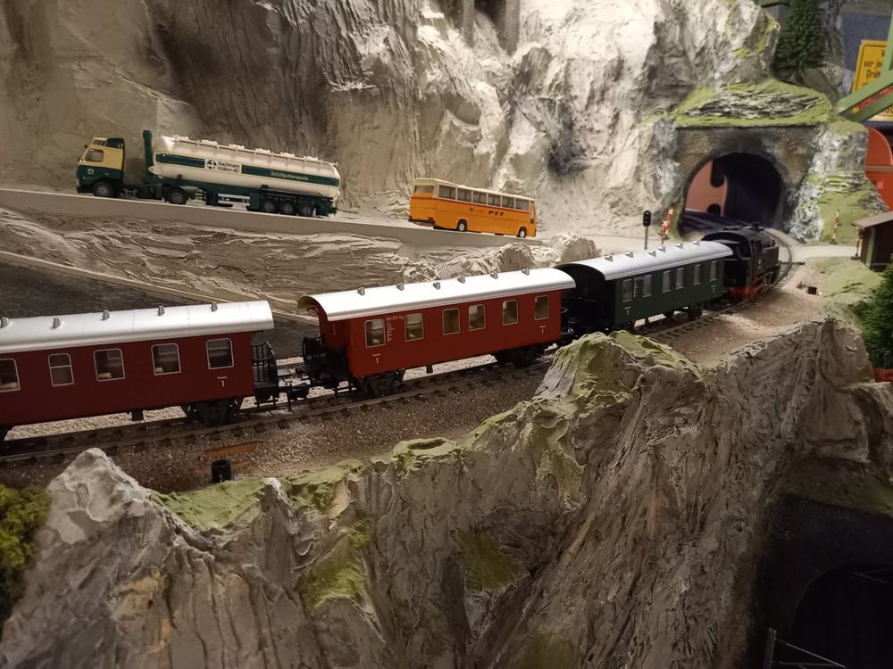 Spur 0 Dampf-Zug Rivarossi, BR 80 mit 3 Donnerbüchsen (Gebraucht) in ...