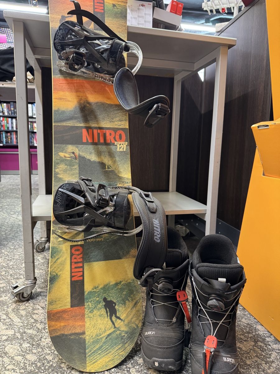 Nitro Ripper 121 Snowboard mit Burton Boots, Gr. 35 (Neu (gemäss ...