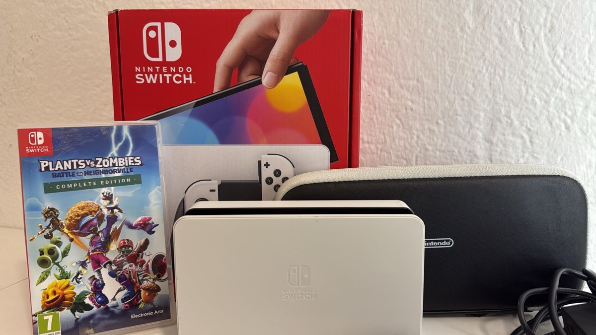 Nintendo Switch OLED White, Plants vs Zombies Game! 🎮🔥🙌🏼 (Gebraucht) in ...
