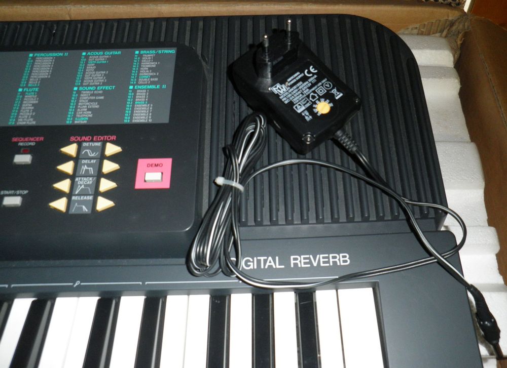 Grosse Orgel, Keyboard. Hohner PSK75R. OVP. (Gebraucht) in Cadenazzo ...