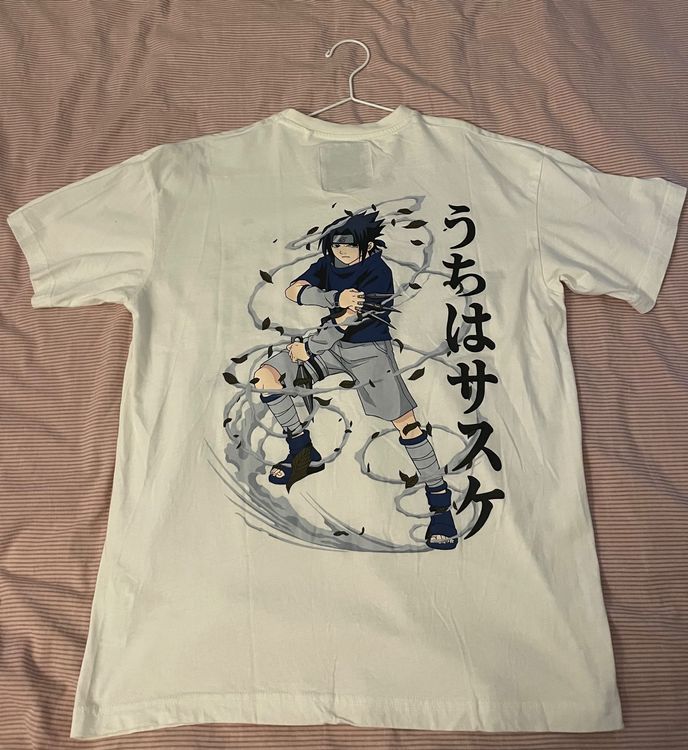 Pull&Bear T-Shirt ‚Naruto' (Sasuke Uchiha) Grösse S | Kaufen auf Ricardo