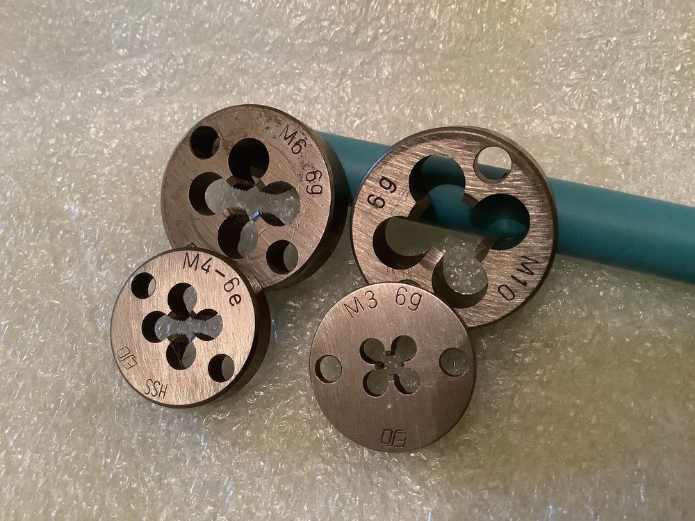 4 Schneideisen Filière M3, M4, M6 und M10, Neu von ESO Swiss (Neu (gemäss Beschreibung)) in ...