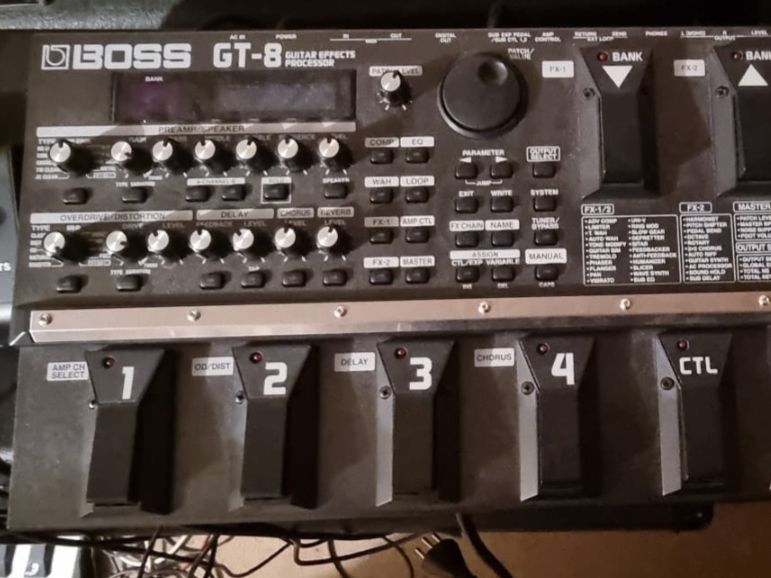 Boss GT-8 Guitar Effects Processor (Gebraucht) in Sirnach für CHF 100 ...