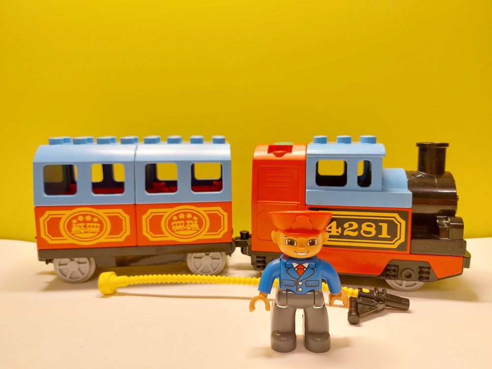 Lego Duplo elektrische Lokomotive mit Wagen für Eisenbahn (Gebraucht) in St.Gallen für CHF 48 ...