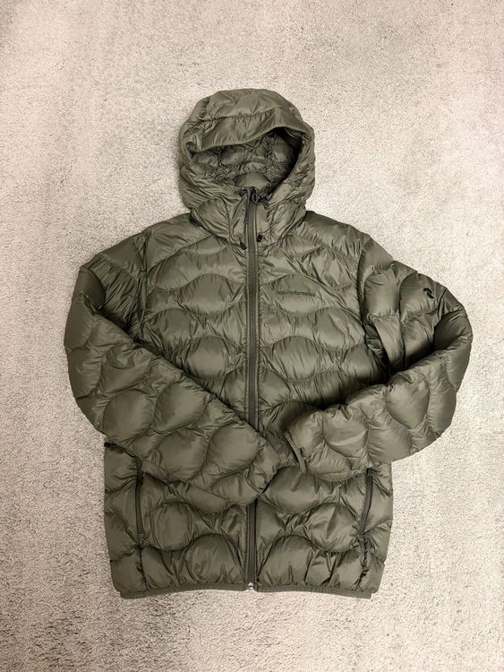 Peak Performance Helium Jacke Grösse L in Pine Needle (Gebraucht) in ...
