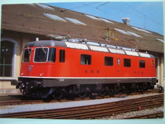 SBB E-Lok Re 6/6 11674 (Neu und originalverpackt) in Thun für CHF 1.5 ...