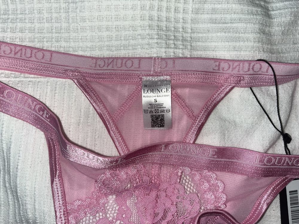 Blossom string S Lounge (Neu und originalverpackt) in Winterthur für CHF 10.5 – mit Lieferung ...