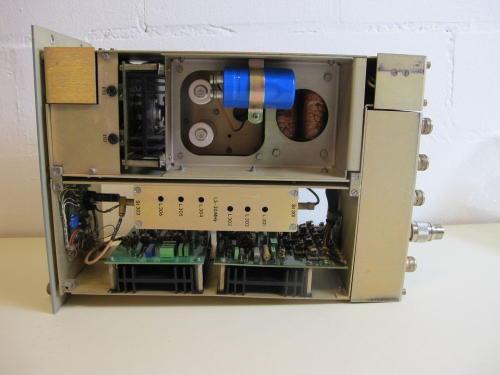 Telefunken V 1106 KW / 4 P Antennenkoppler 1,5 - 30 Mhz Bund | Kaufen ...