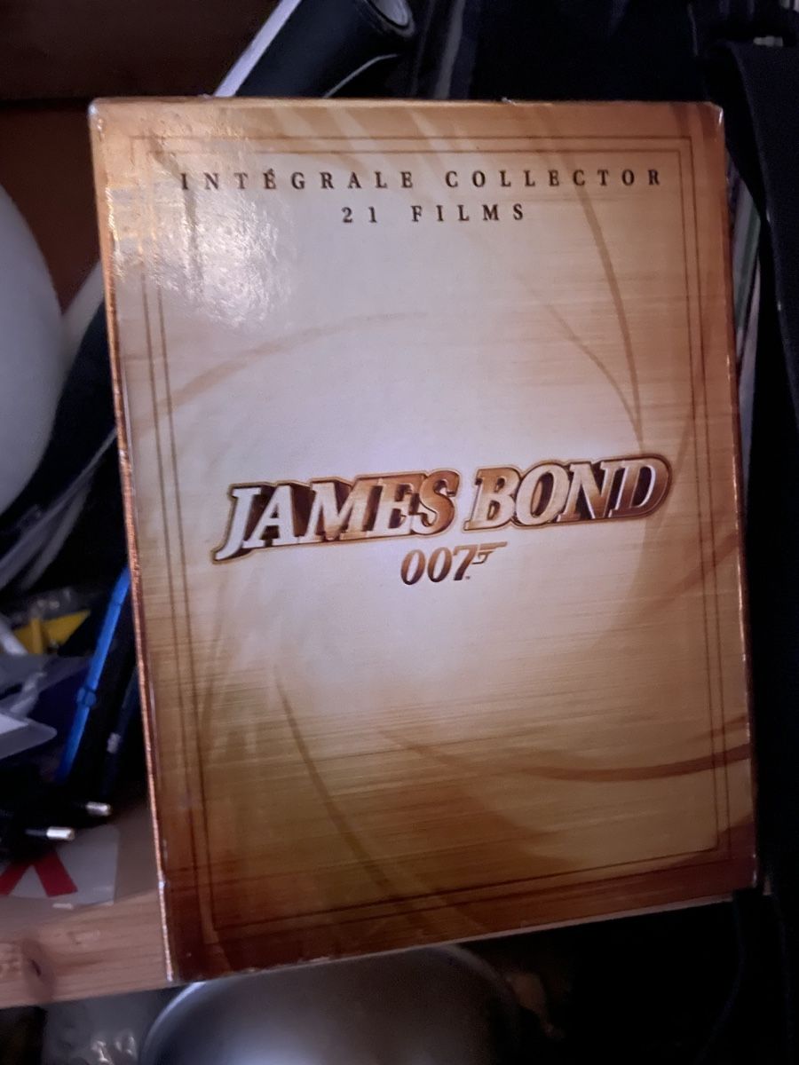 James Bond DVD Collection Francais (D'occasion) à Bern pour CHF 50 ...