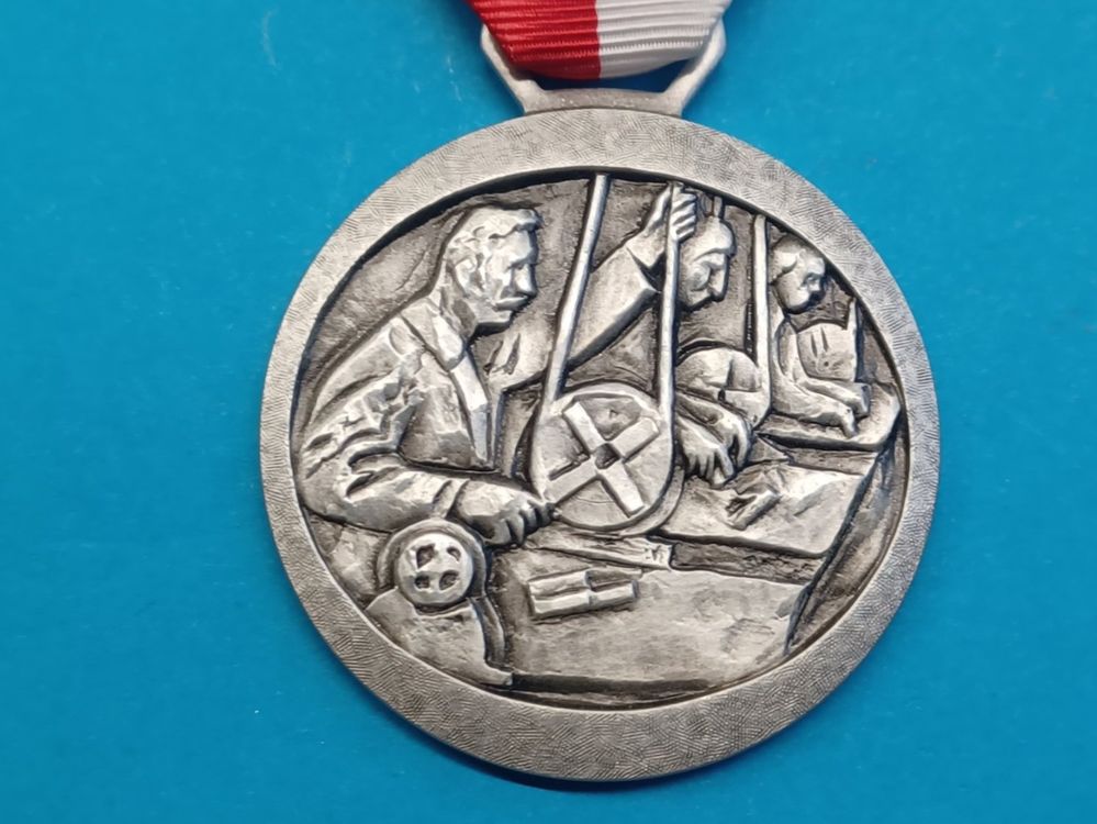 Industrie und Eisenbahn "silberfarbig" (X526) | Kaufen auf Ricardo