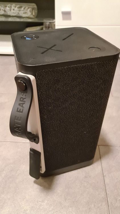 UE HYPERBOOM(ohne ladegerät) (Gebraucht) in Boppelsen für CHF 150 – mit ...