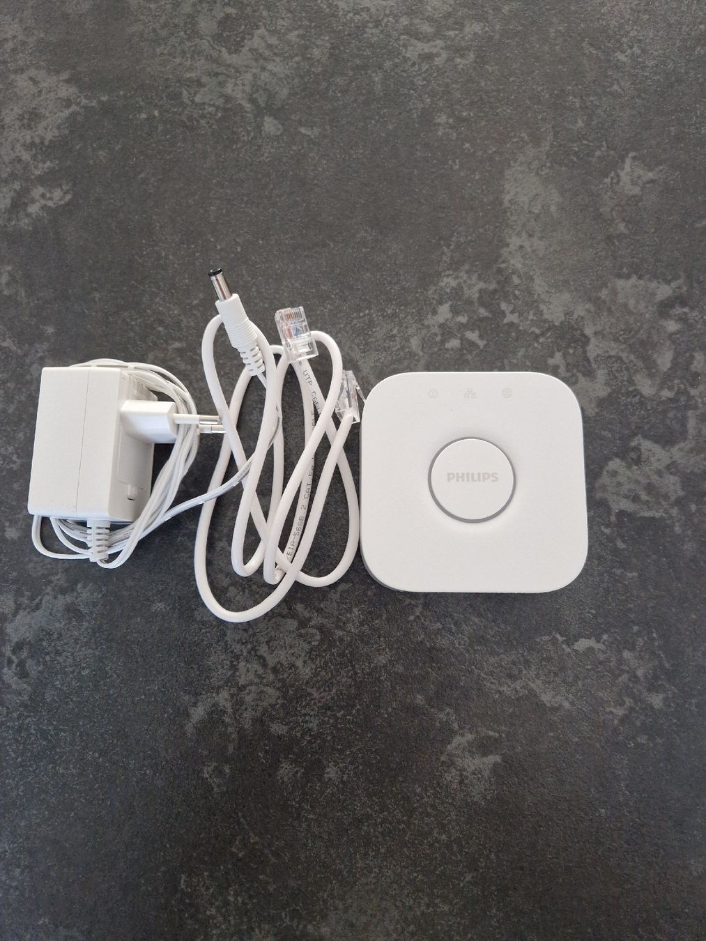 Philips Hue Bridge- Smart Home Zentrale, Top Zustand! (Gebraucht) in ...