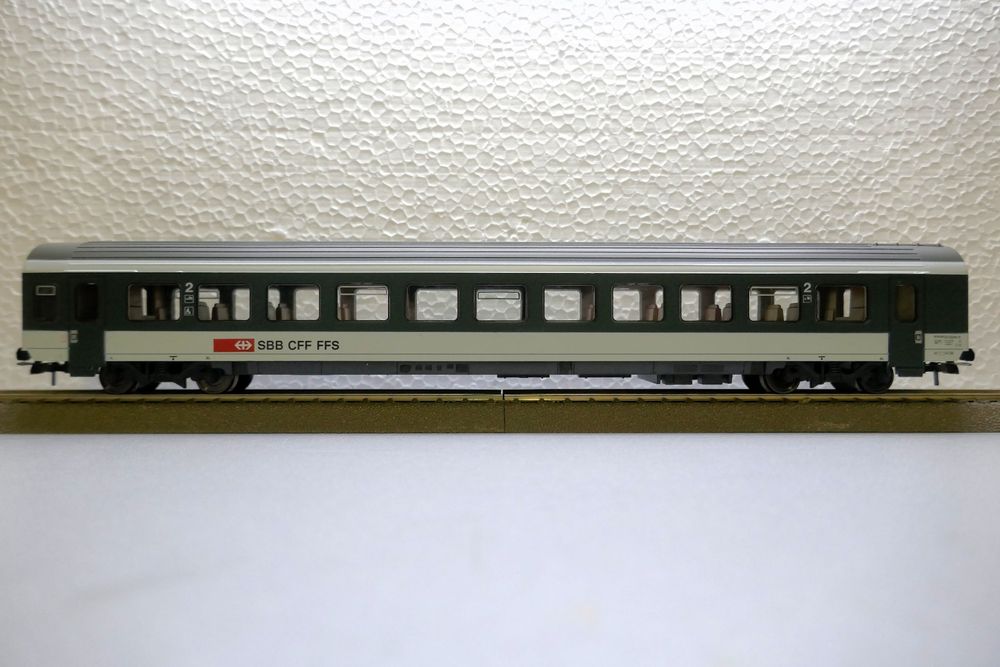 Roco 44472, SBB Personenwagen EW IV, 4-achsig 2. Klasse OvP (Neu und originalverpackt) in ...